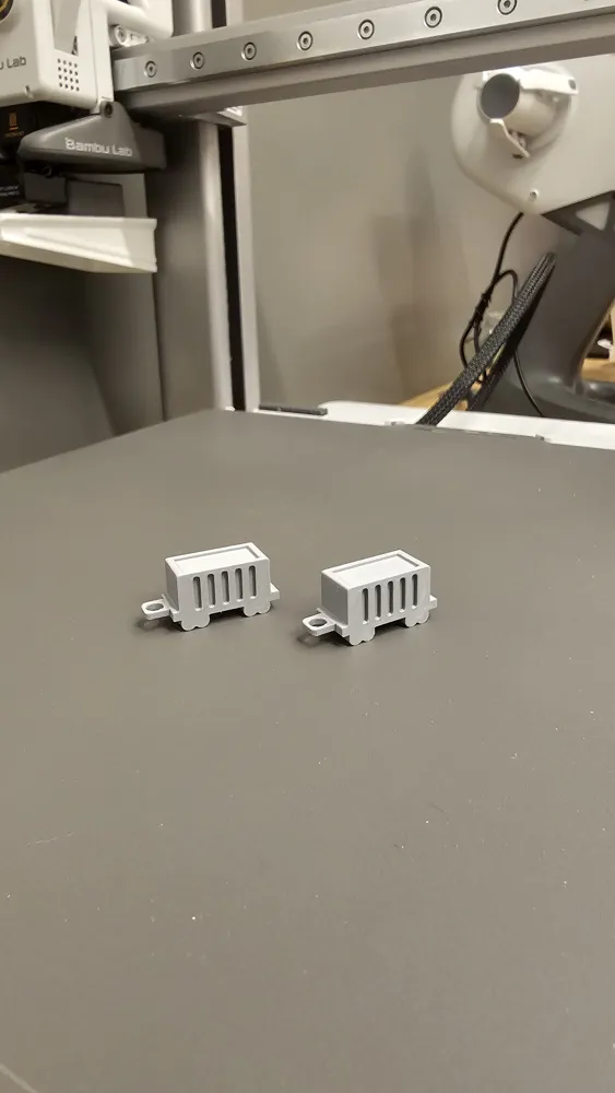 Mini Train Wagon Keychain - Free 3D Print Model - MakerWorld