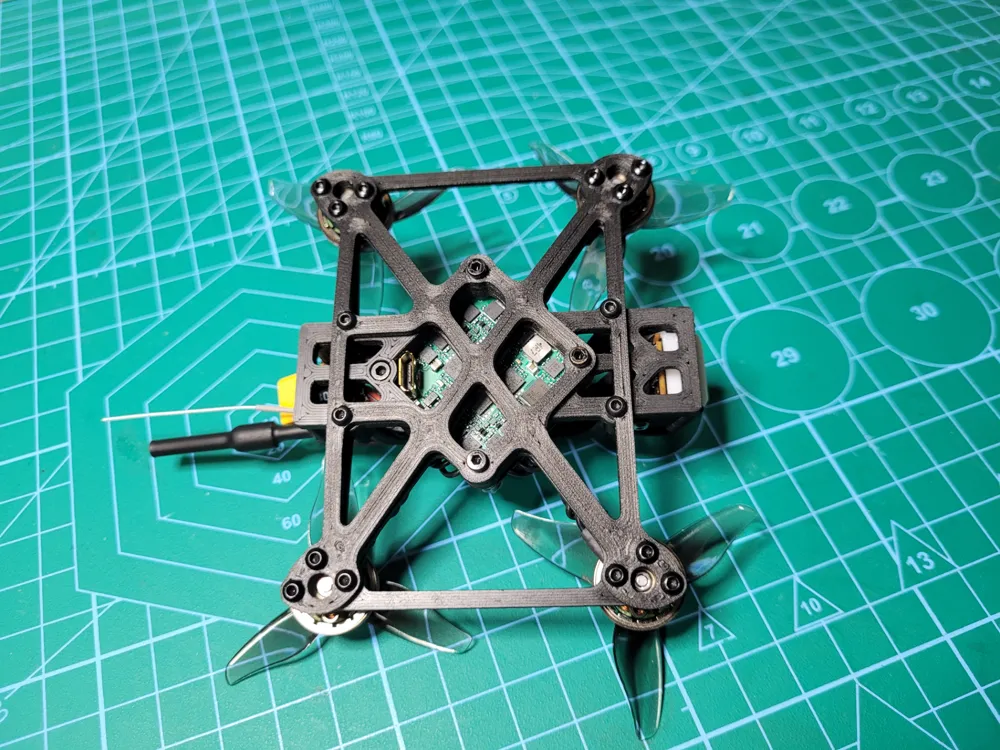 2 Inch Freestyle FPV Frame by 铪 MakerWorld: Download Free 3D Models