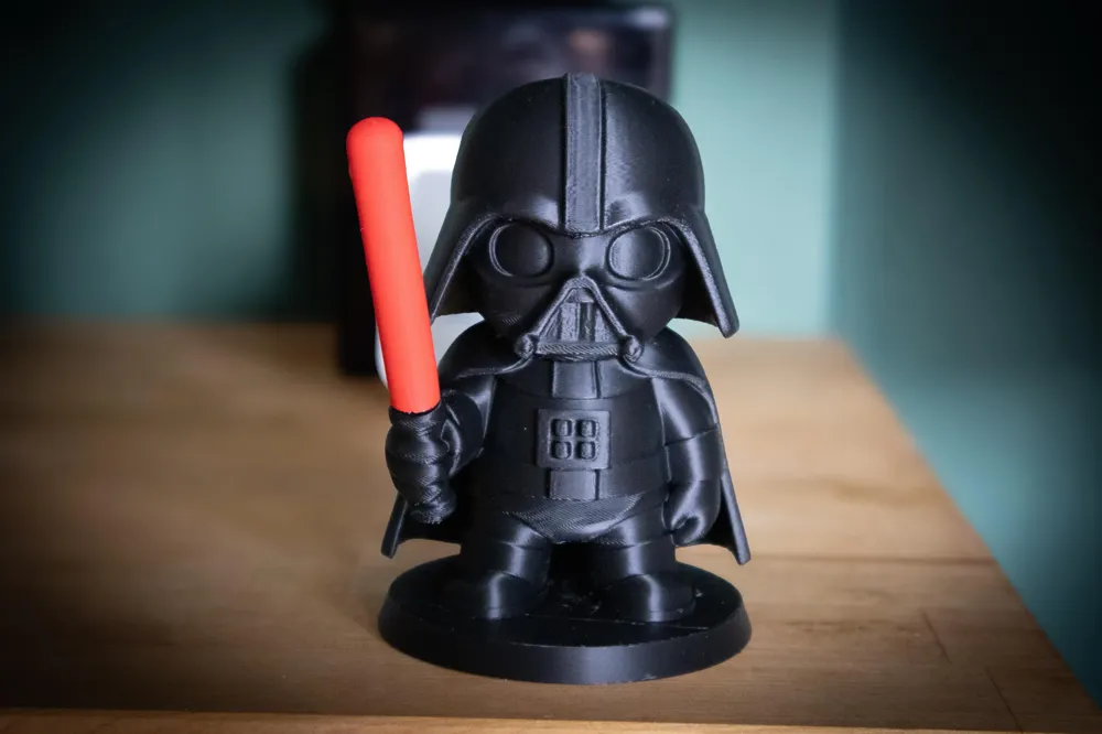 Chibi Darth Vader – Mini Figura (Fan Art) por Salewski3D MakerWorld: Baixe modelos 3D gratuitos
