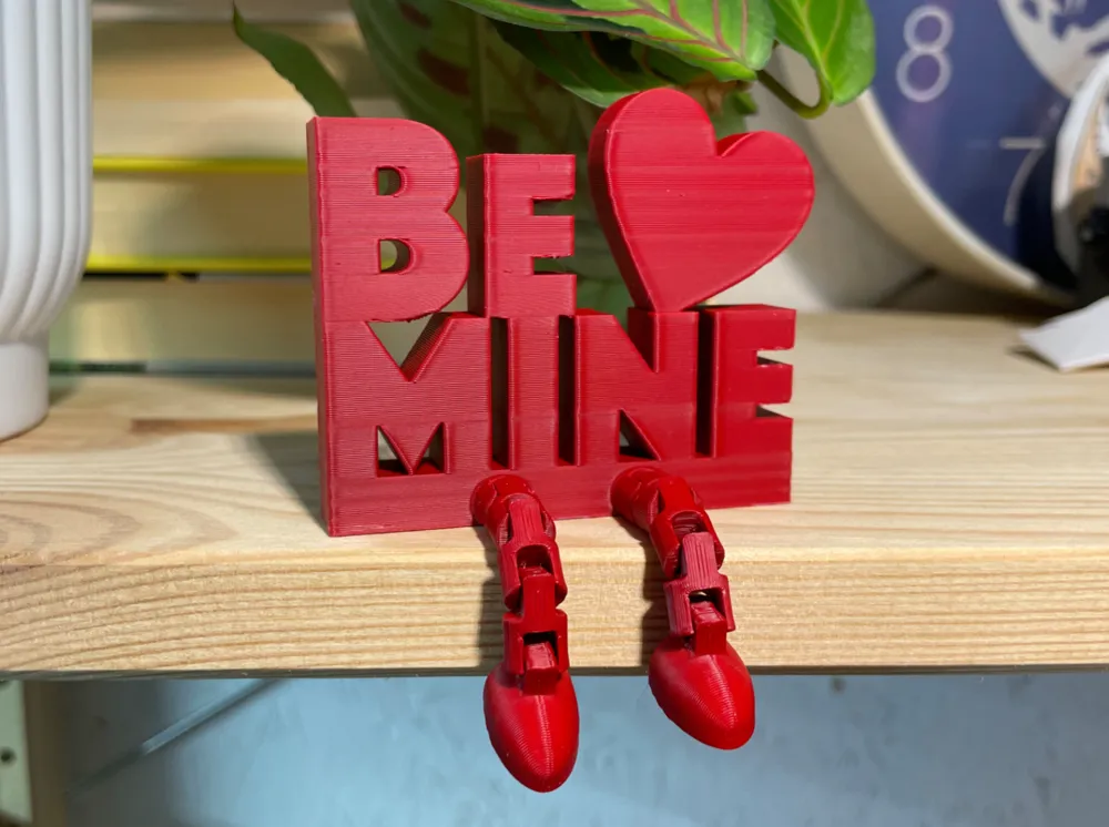 Valentines Day Be Mine Articulated Legs Buddy by EtienneP - MakerWorld