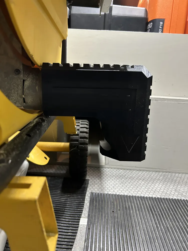 collecteur de sciure de table - Modèle d'Impression 3D Gratuit - MakerWorld