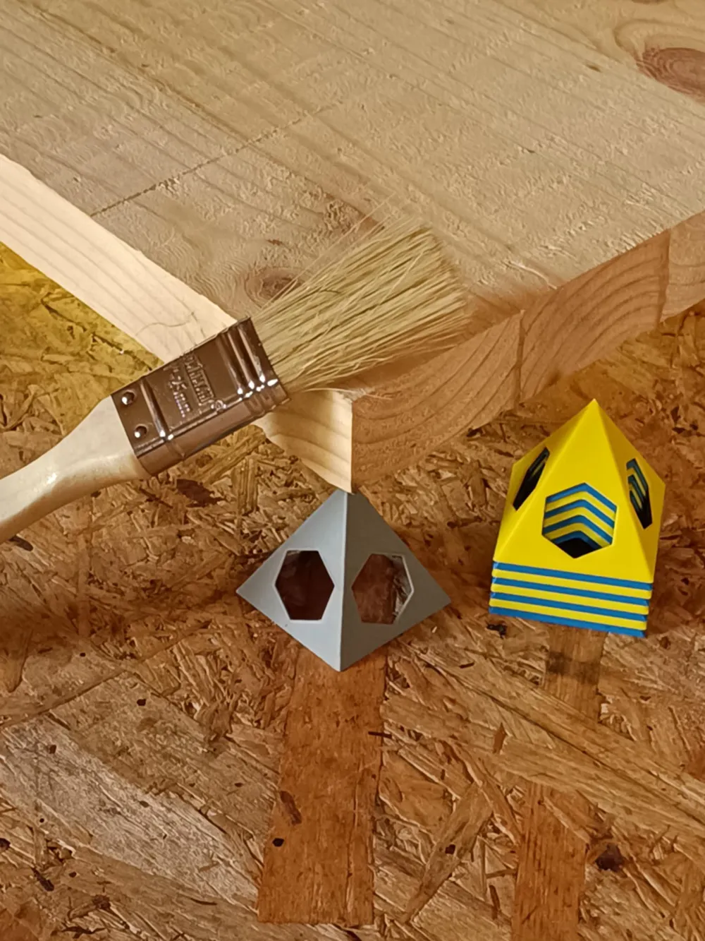 Painter's Pyramid by Pyciu MakerWorld: Download Free 3D Models