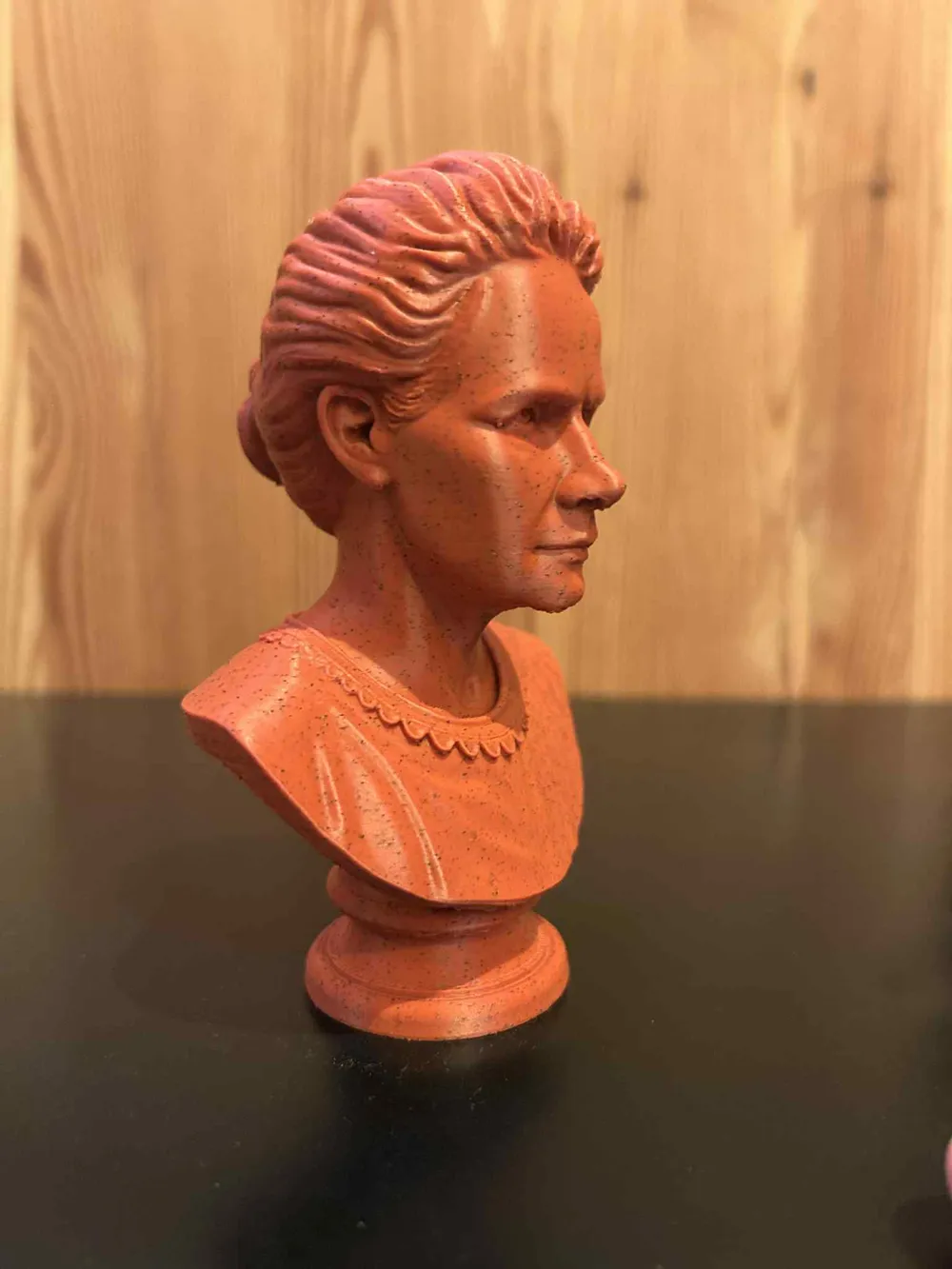 Marie Curie – Bust - Free 3D Print Model - MakerWorld