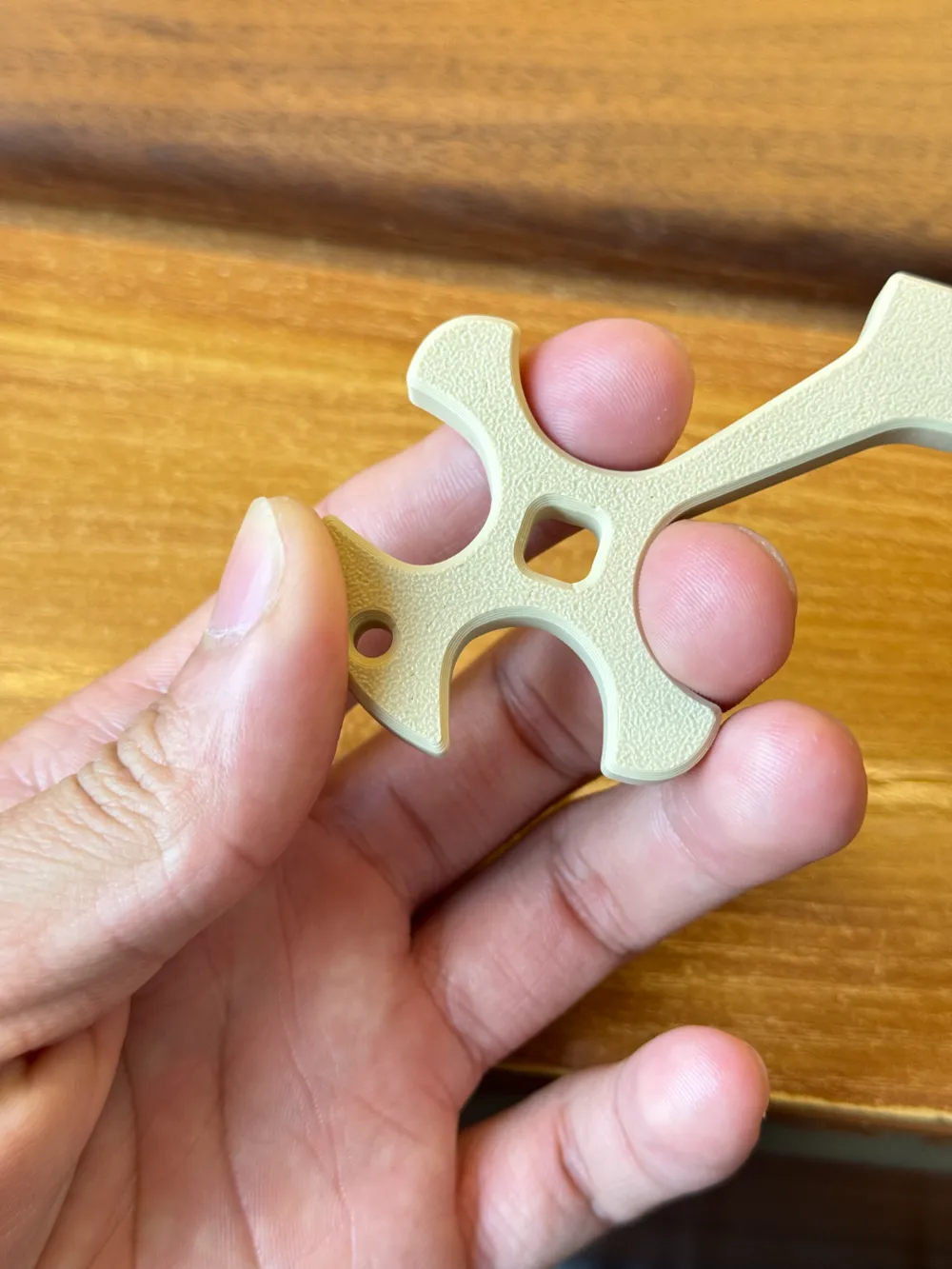 Cross-shaped Brass Knuckles Self-Defense Weapon Window Breaker by 不是卿云 ...