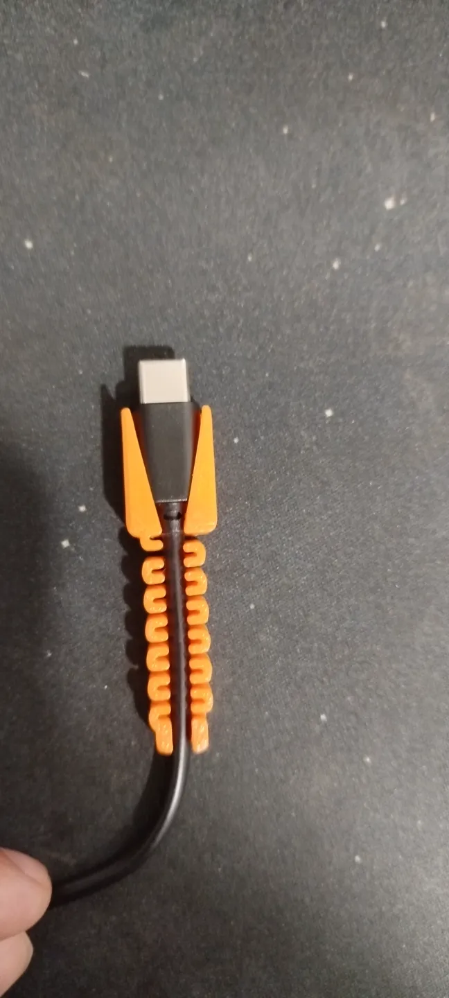 USB-C Cable Protector by SpawW - MakerWorld