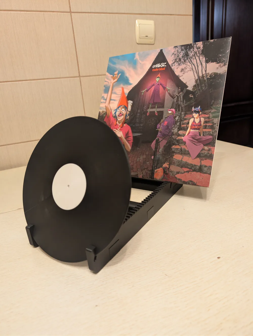 Vinyl Records stand - Free 3D Print Model - MakerWorld