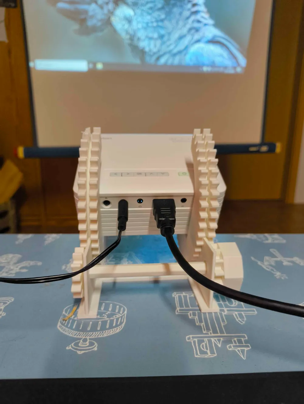 Projector Angle Adjuster for YOTON Mini Beamer by user_1658962819 ...