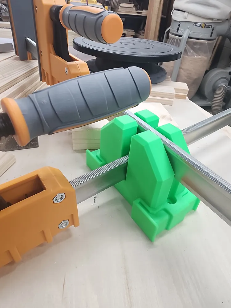 Parallel Clamp 4 Corner Clamping Rail/Stile Blocks - Free 3D Print ...