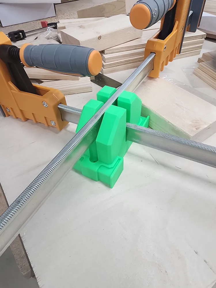 Parallel Clamp 4 Corner Clamping Rail/Stile Blocks - Free 3D Print ...