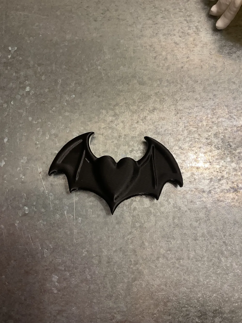 bat heart by Edythe1892 - MakerWorld