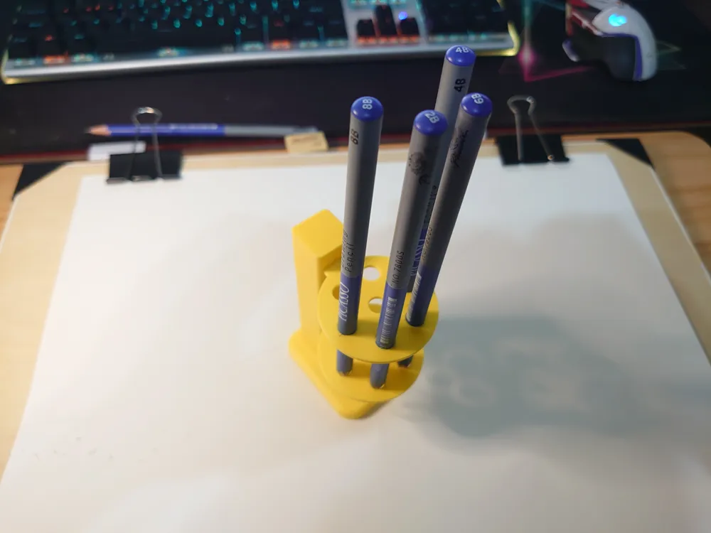 Pencil Holder by user_3534577170 - MakerWorld