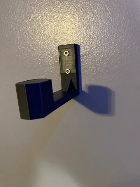 Low profile wall mount-Morrigan Class Remixed by Dream - MakerWorld