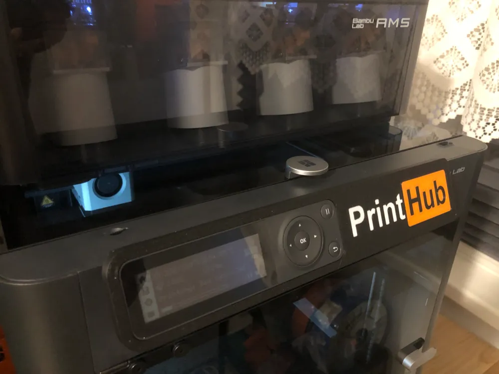 P1S PrintHub display mount by pecplum - MakerWorld
