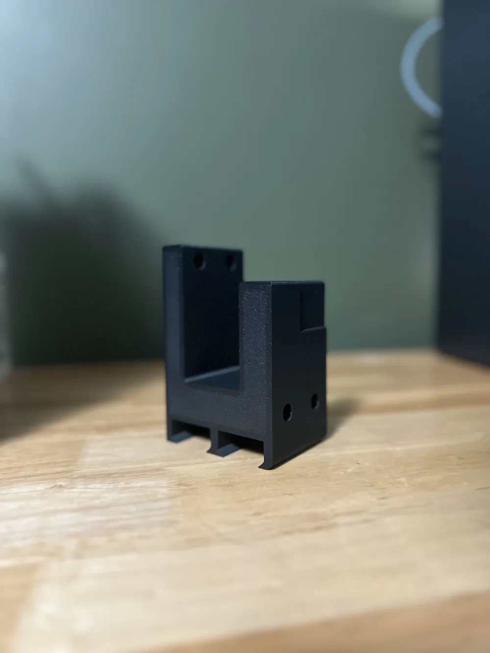 AR Wall Mount Double Mag Holder by Gait Creates MakerWorld: Download ...