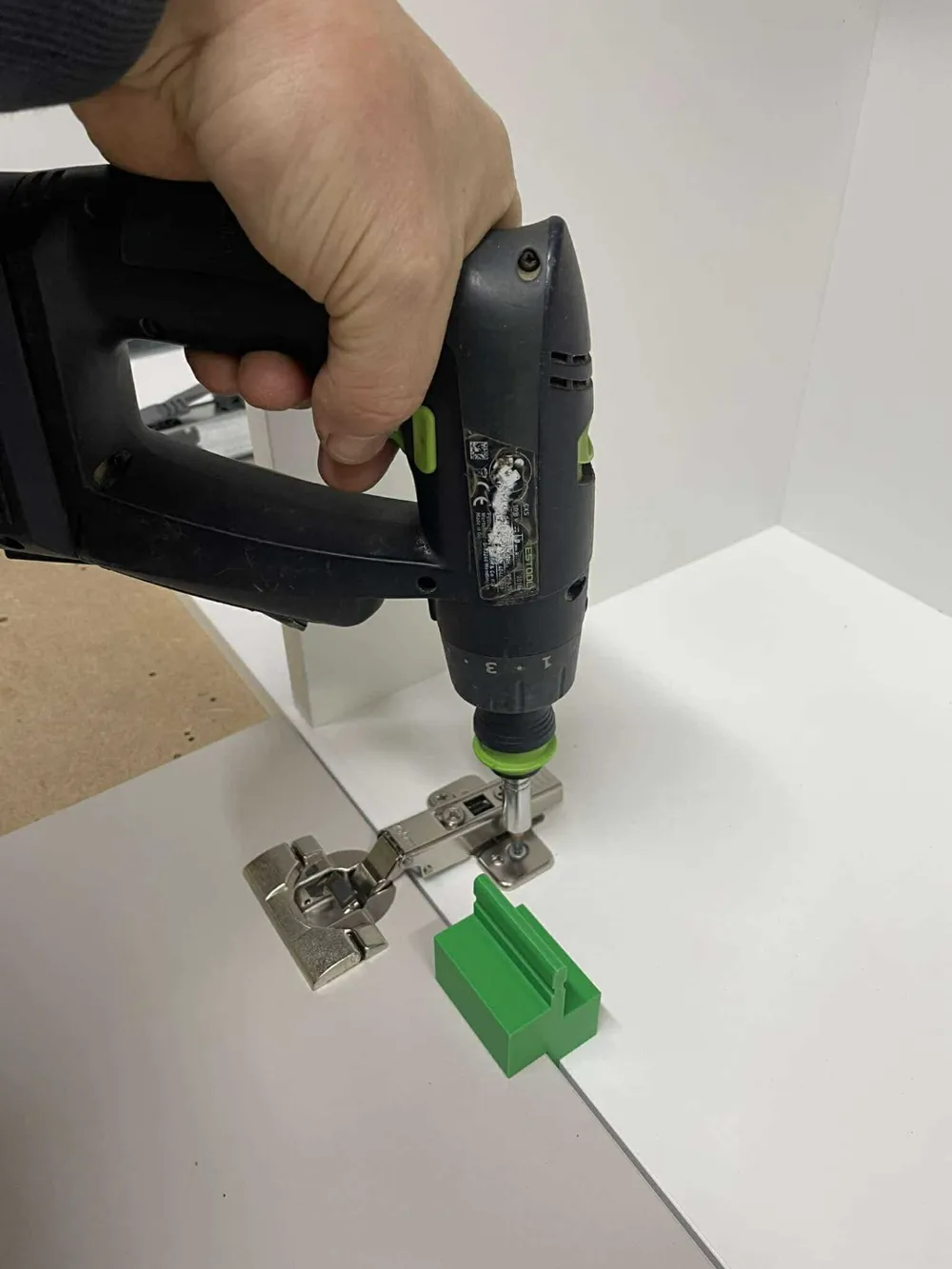 Blum hinge mount jig screwable by SIDMakerWorld: Download Free 3D Models