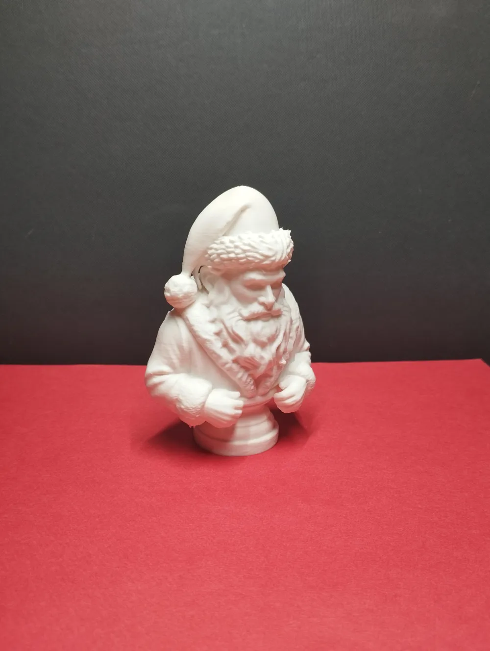Santa Claus bust - Free 3D Print Model - MakerWorld