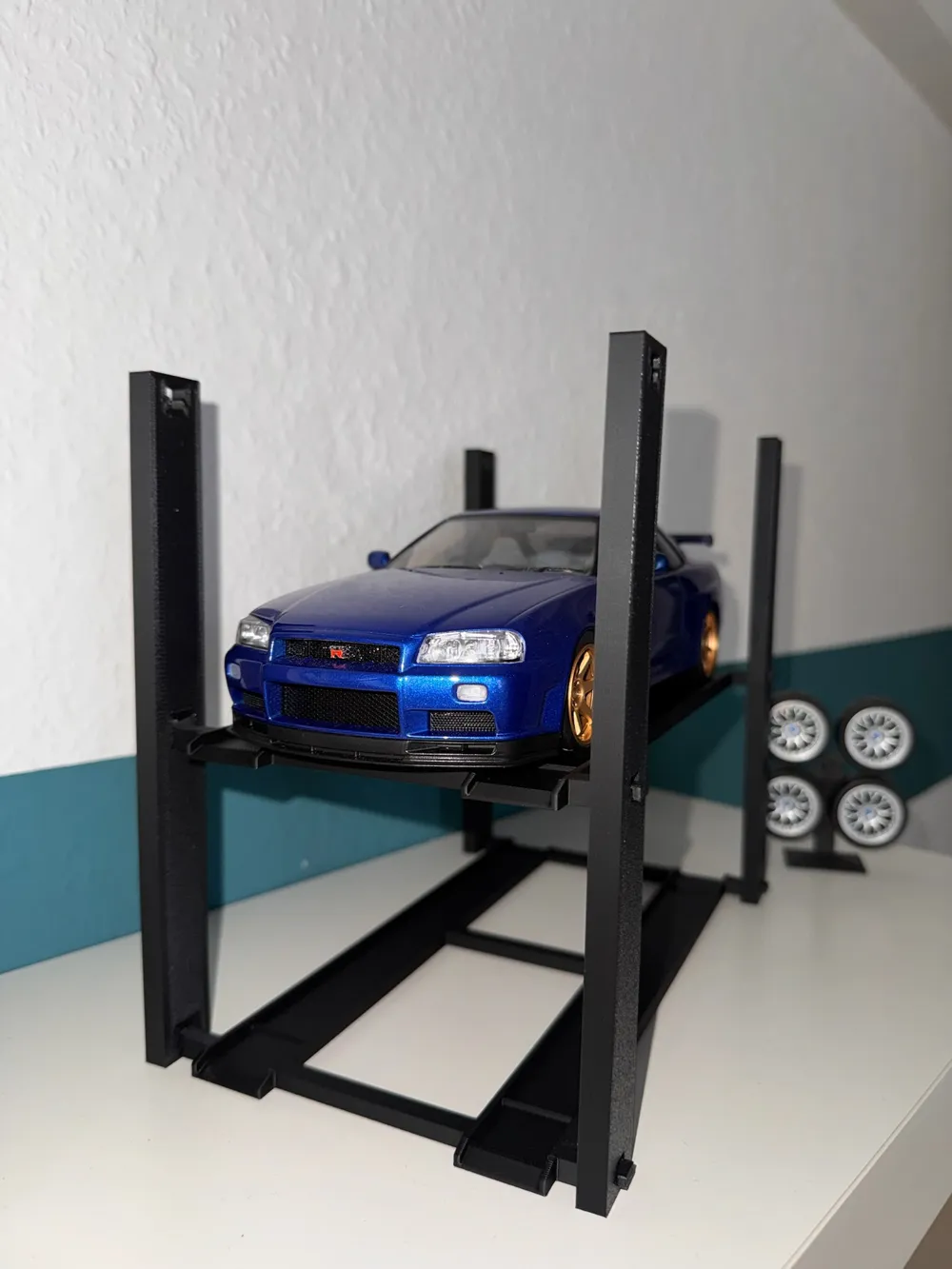 Lifting platform for Kraemo model cars - Free 3D Print Model - MakerWorld
