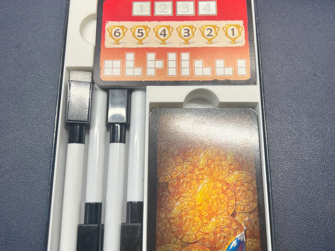 Silver and Gold Card Game Insert - Free 3D Print Model - MakerWorld