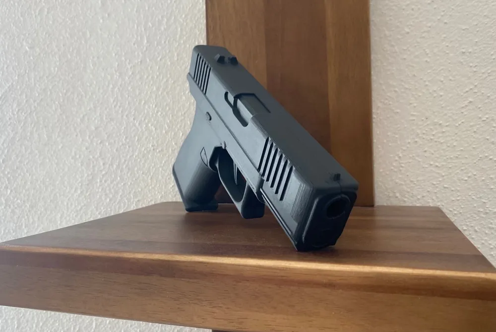 Glock 19 ( No glue ) - Free 3D Print Model - MakerWorld