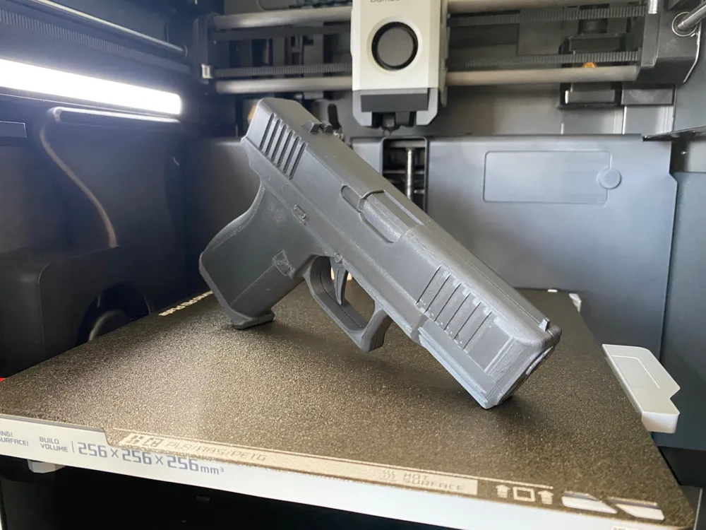 Glock 19 ( No glue ) - Free 3D Print Model - MakerWorld