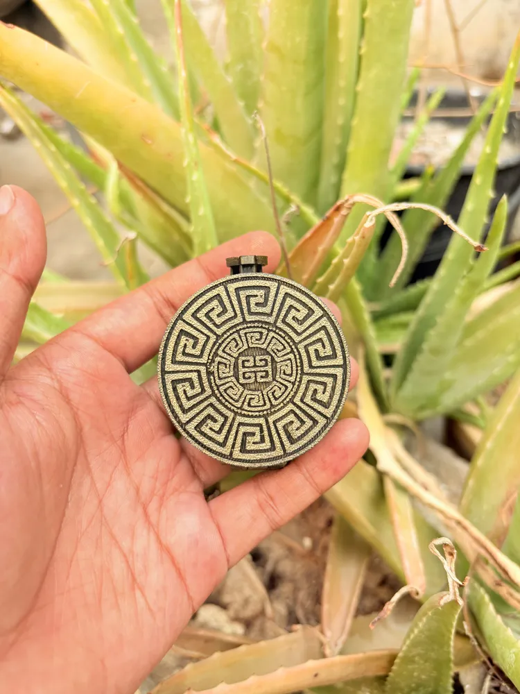 GOLD OREO OPIUM BOX JEWELERY CONTAINER by Opium3D MakerWorld: Download ...