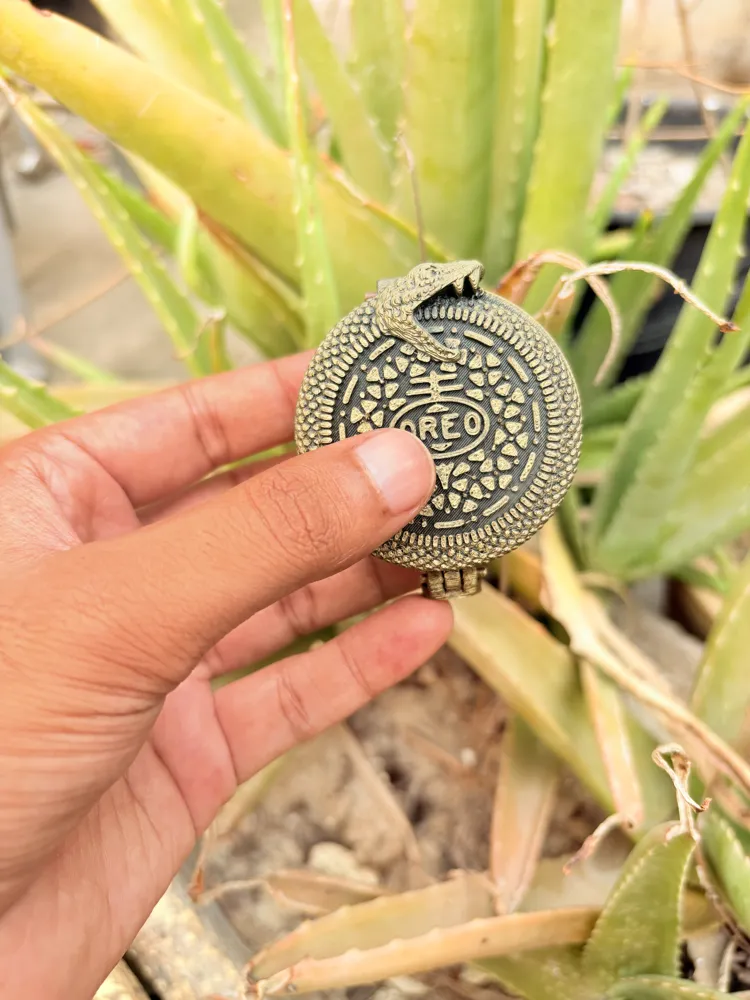 GOLD OREO OPIUM BOX JEWELERY CONTAINER by Opium3D MakerWorld: Download ...