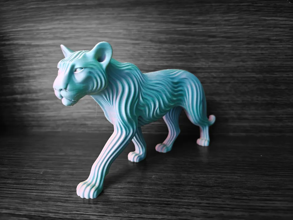 Elegant lioness sculpture - Free 3D Print Model - MakerWorld