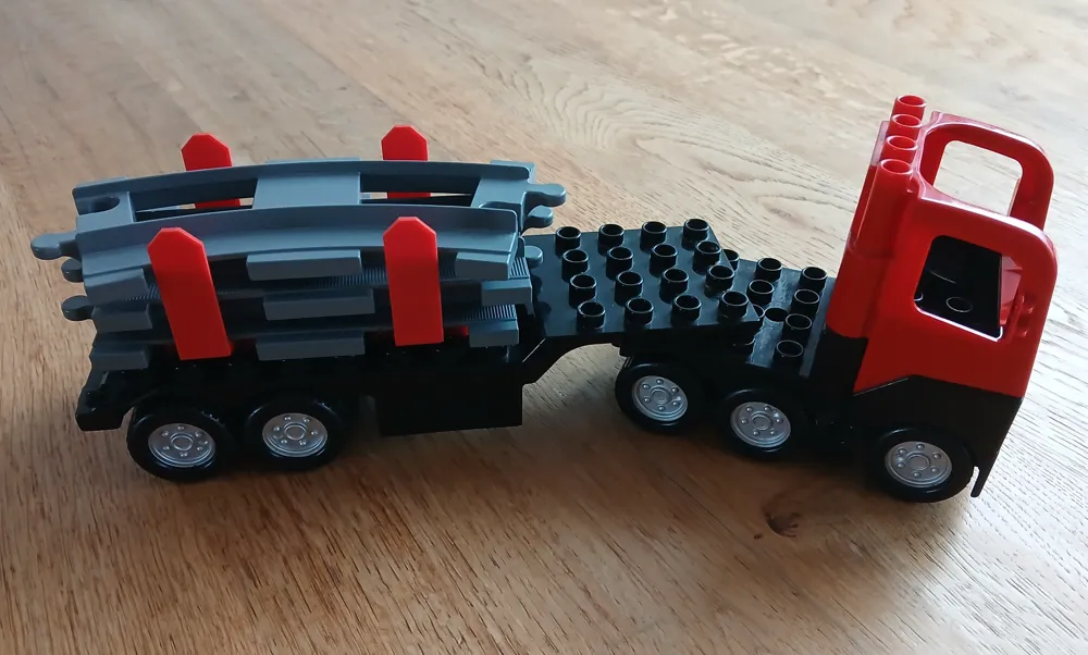DUPLO Log carrier by Mesa MakerWorld: Download Free 3D Models