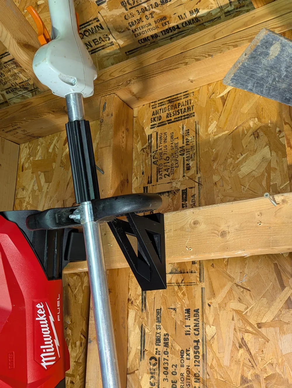 String Trimmer Mount by 4D Fabrication MakerWorld: Download Free 3D Models