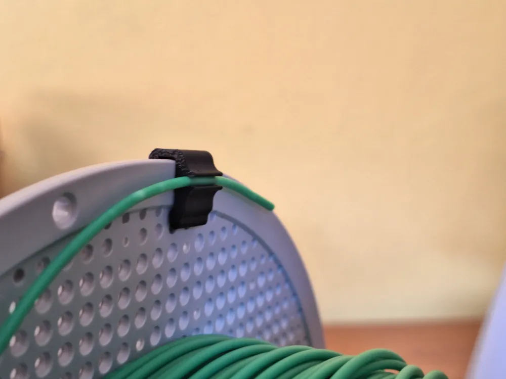 Bambu Lab spool filament clip by edo_pippi MakerWorld: Download Free 3D ...