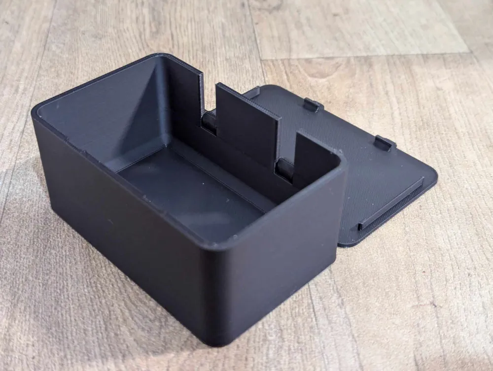 Kinda handy boxes - 5 sizes - print in place by Phoenix-Prints - MakerWorld