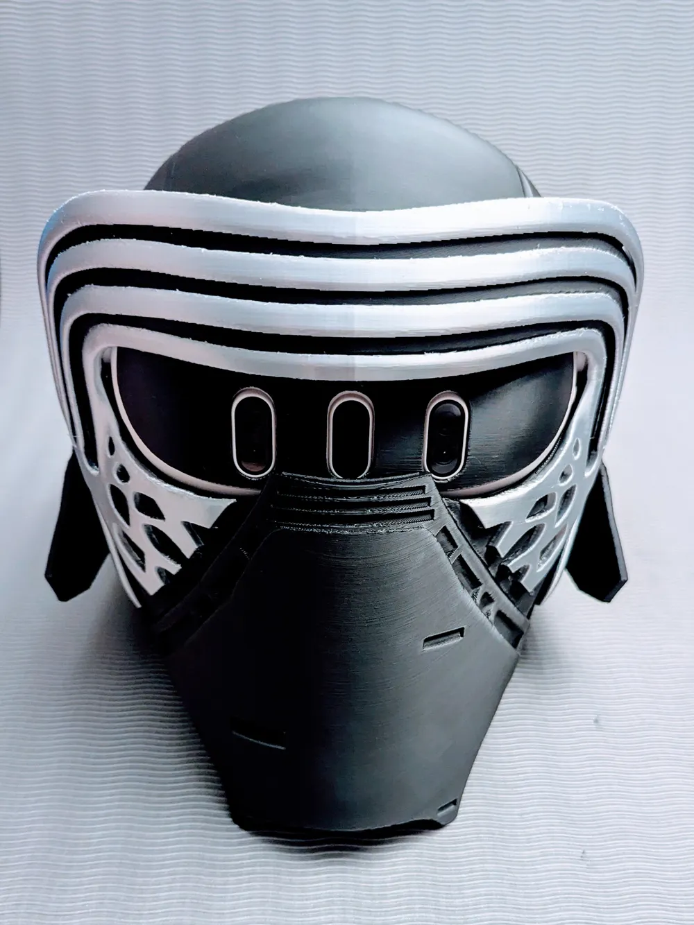 Kylo Ren Quest 3 Helmet by NovaHeadware MakerWorld: Download Free 3D Models