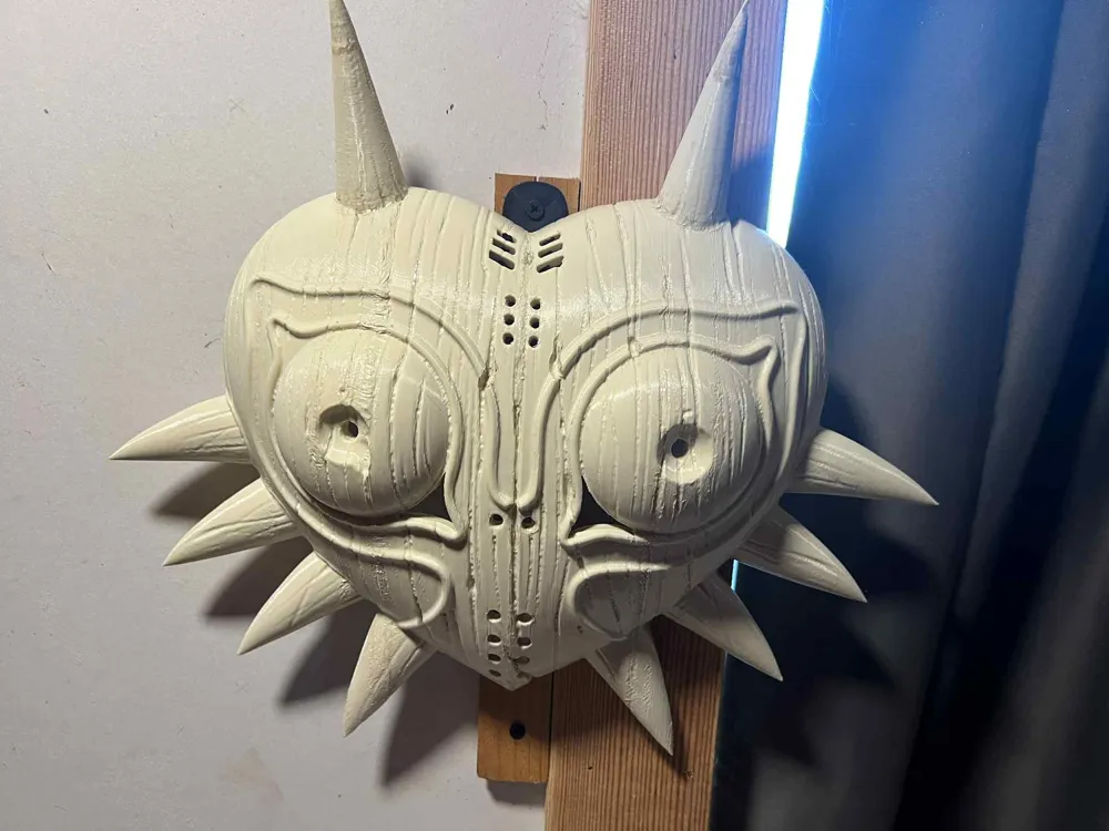 Majora's Mask Wall Hanger Mount by Hancock Prints MakerWorld: Download ...