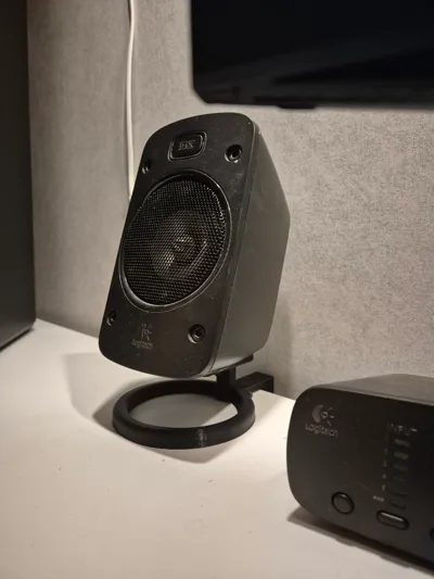 Logitech Z906 stand by Kemppi - MakerWorld