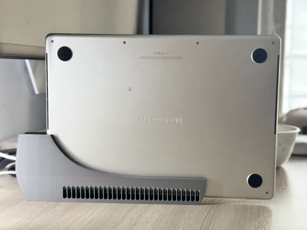 Macbook Pro 16in Docking Station Stand by Hermz - MakerWorld
