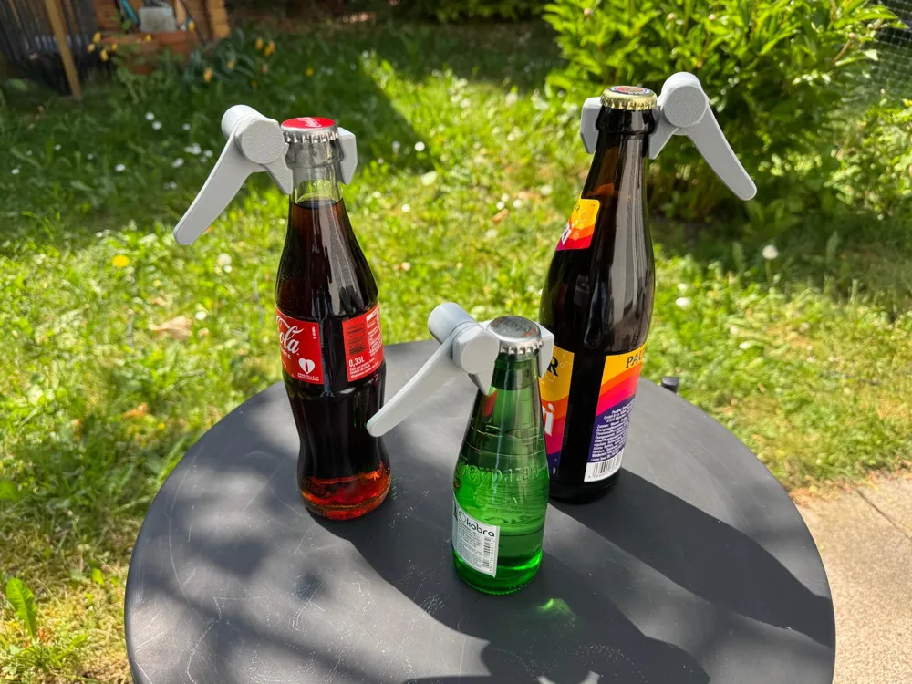 Single-Hand Bottle Cap Shooter - Free 3D Print Model - MakerWorld