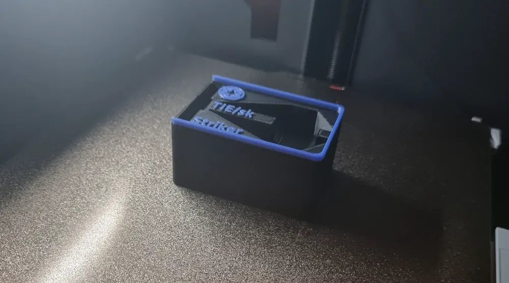 X-wing - Empire Tie Striker - Stanley Storage by Karln - MakerWorld