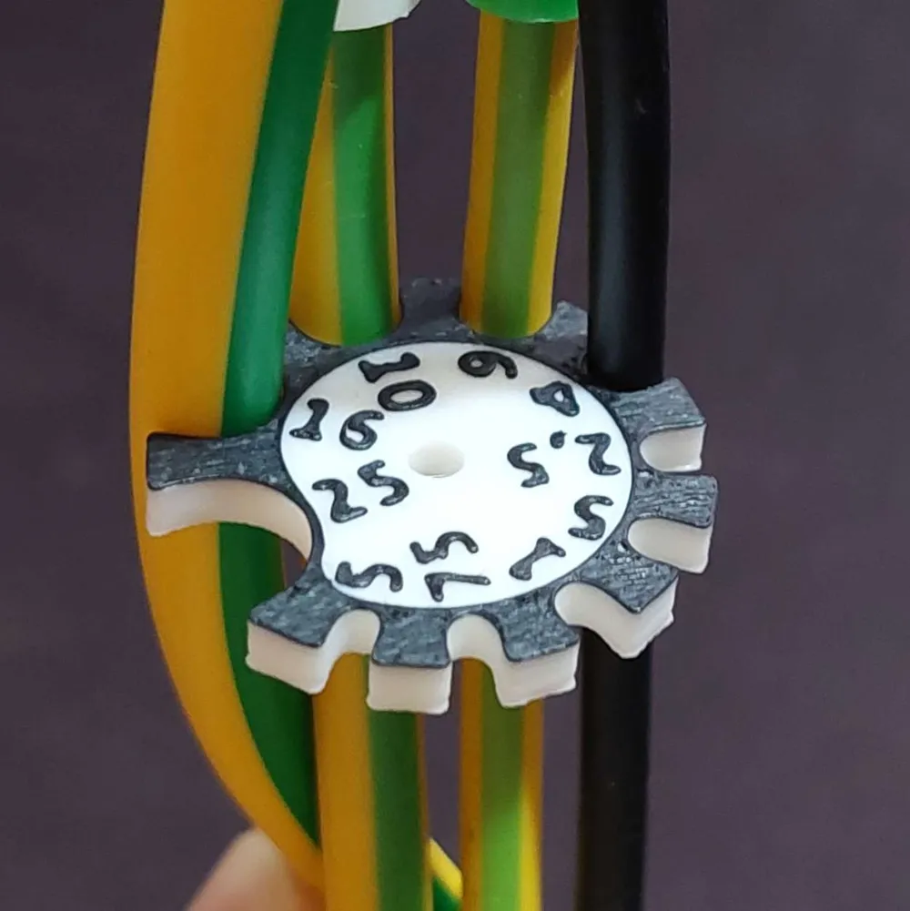 Metric Stranded Wire Gauge by Foow17 - MakerWorld