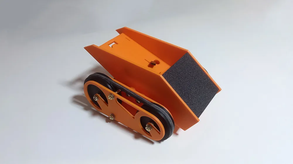 TRACKED ROBOT EASYBUG3D FOR ARDUINO by MauricioDUARTE - MakerWorld