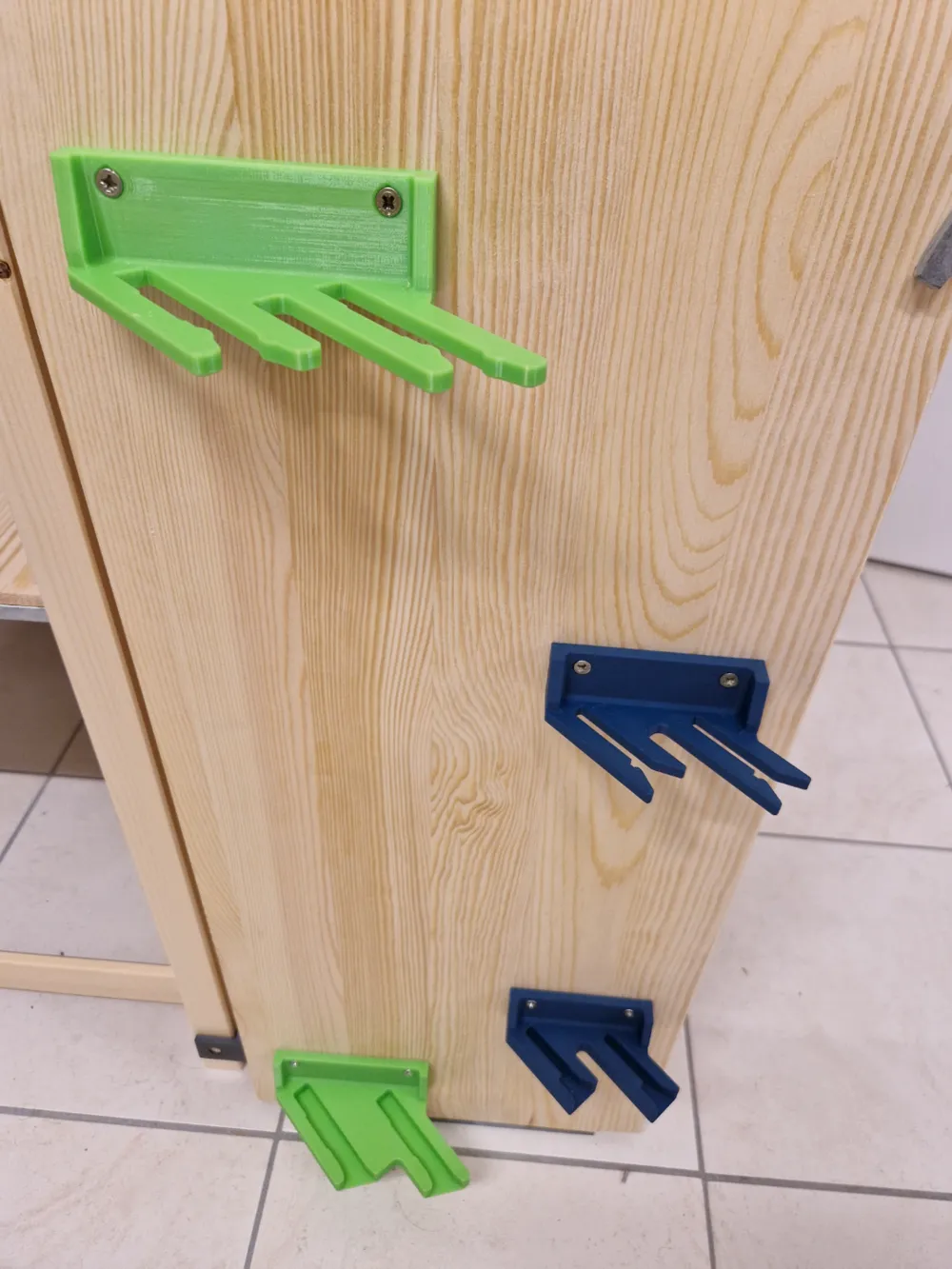 Festool FSN Guide Rail Wall Mount - Free 3D Print Model - MakerWorld