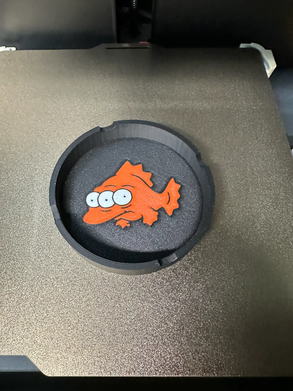 Removable base Ash Tray, The Simpson's Fish by 3dTumbleWeed - MakerWorld