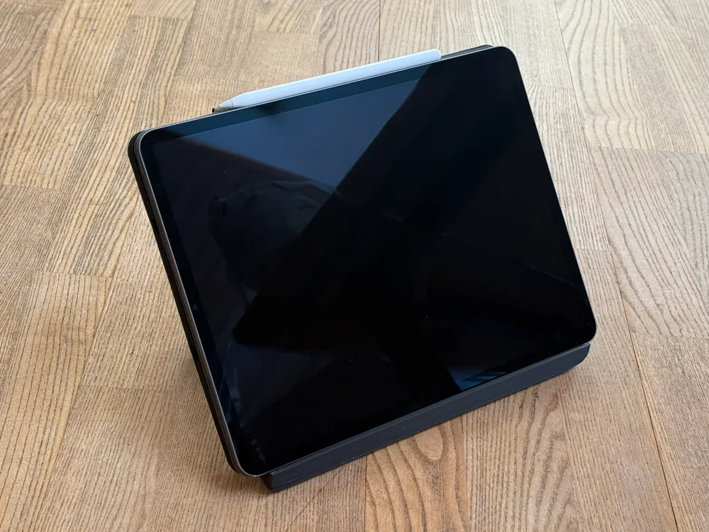 JD Artist Pad for Large Tablets - sturdy stand - Free 3D Print Model ...