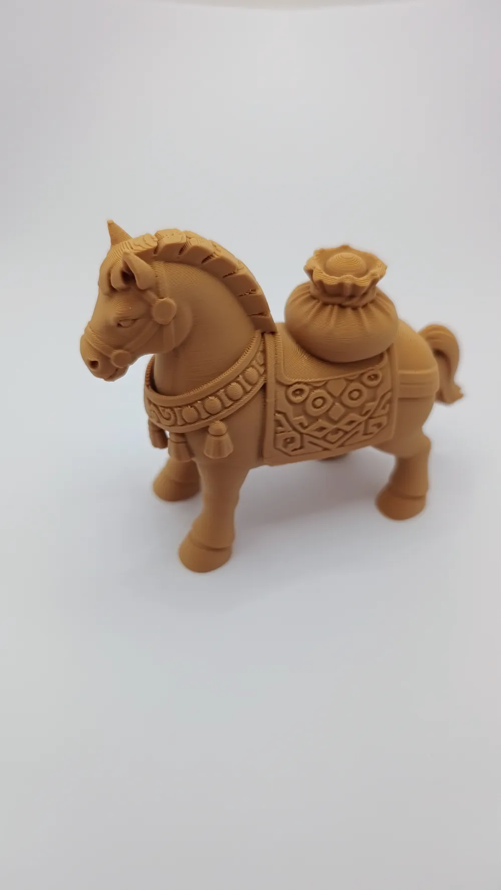 Royal Golden Horse of Legends - Free 3D Print Model - MakerWorld