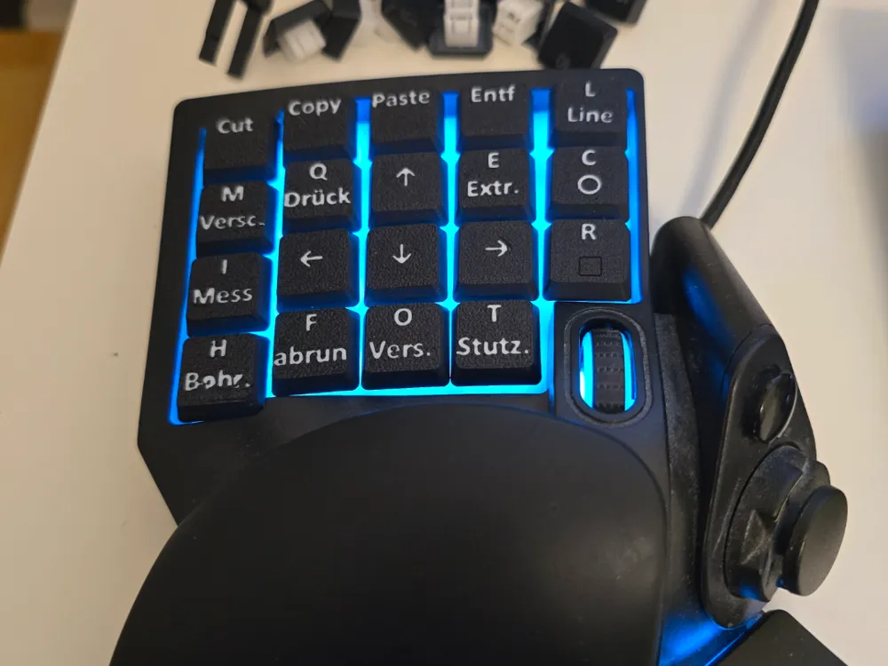 Razer Tartarus V2 Key Caps for Fusion German by Ümit - MakerWorld