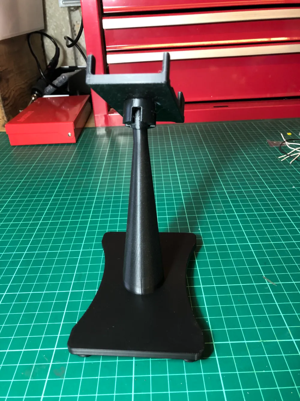 DJI AVATA 2 Desktop Display Stand by kevr102 - MakerWorld