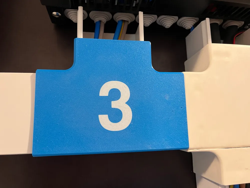 80x60 Trunking T Junction with text by alexRJx - MakerWorld