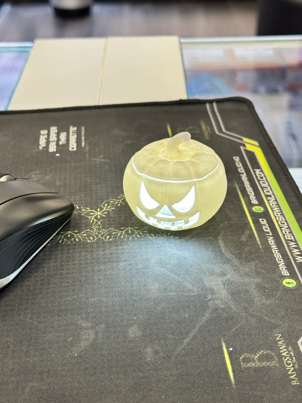 3D Printed Halloween Pumpkin with LED Holder by Piteke MakerWorld ...