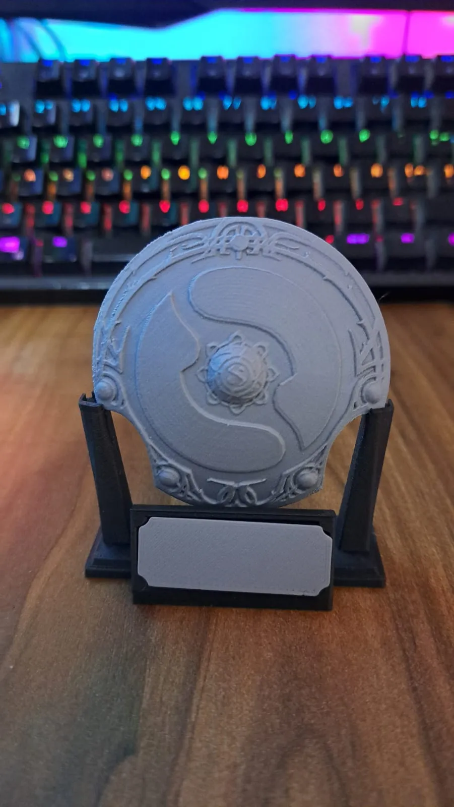 Dota 2 Champions Aegis with Stand and Plaque - Free 3D Print Model ...