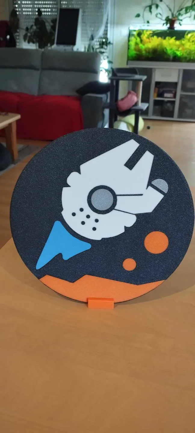 Arte de Parede Millennium Falcon (versão lisa) por Allan Fonroques MakerWorld: Baixe modelos 3D ...