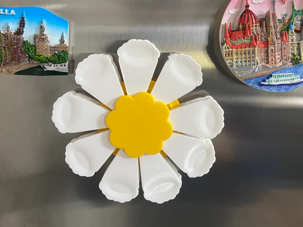 Flower Magnetic Bag Clip - Free 3D Print Model - MakerWorld